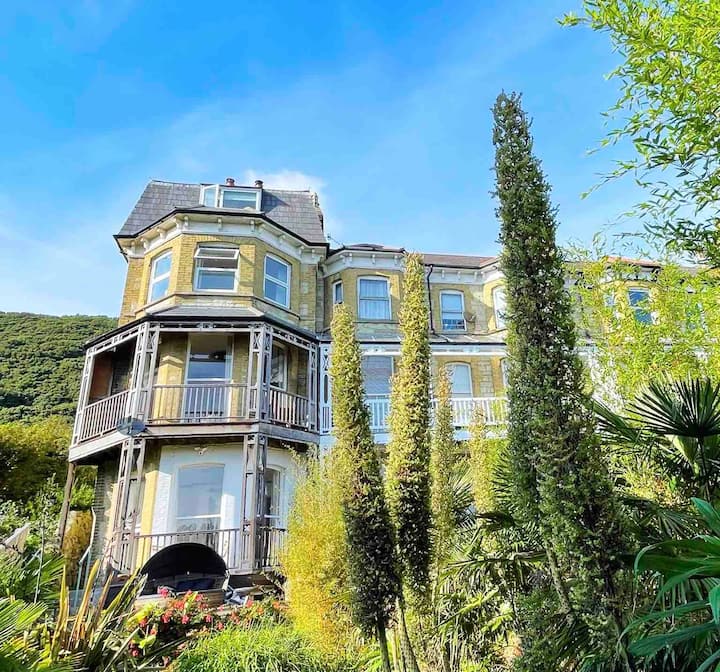Grand Victorian House With Stunning Sea View - Isle of Wight
