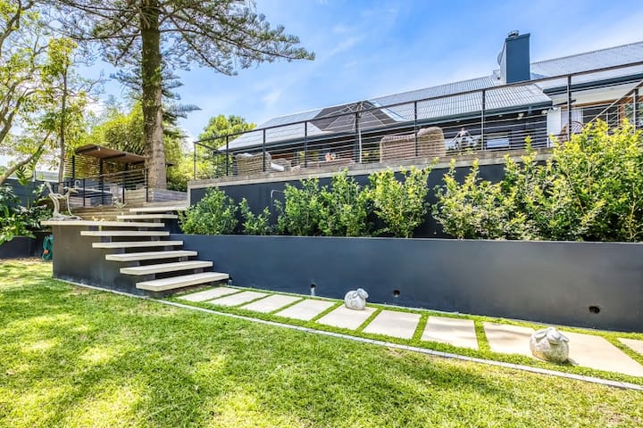 Modern Scandi Villa With Back-up Solar - Kylemore