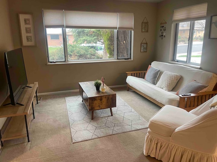 Cute & Convenient Den/boulder - Westminster, CO