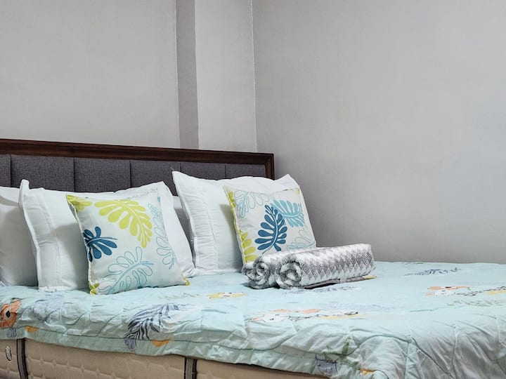 Rich Caaviy Home Valenzuela
A Cozy Classy Home - Valenzuela