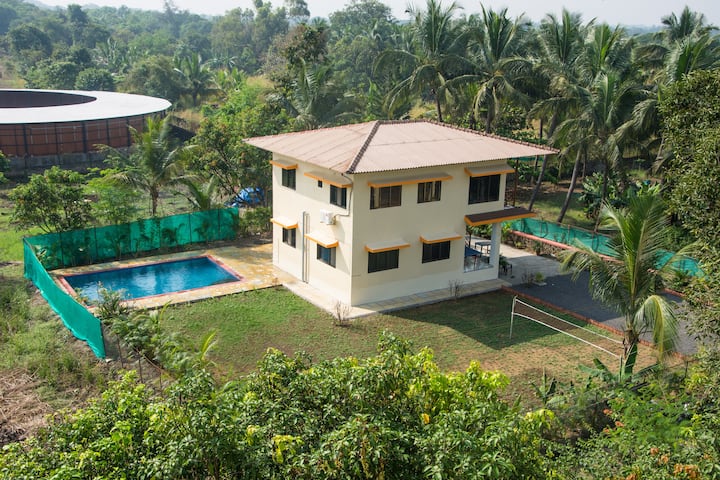 Mandwa Beach Holiday Rentals & Homes - Kolgaon, India | Airbnb