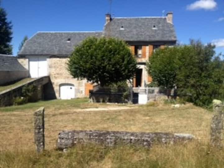 Ferme S/chemin Rando "Le Tour Des Monts D'aubrac" - Lozère