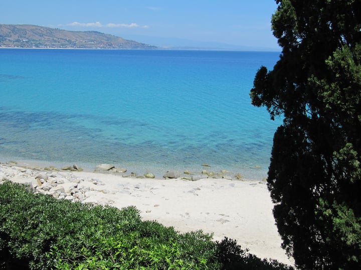 Piccolo Appartamento Con Accesso Alla Spiaggia - Soverato