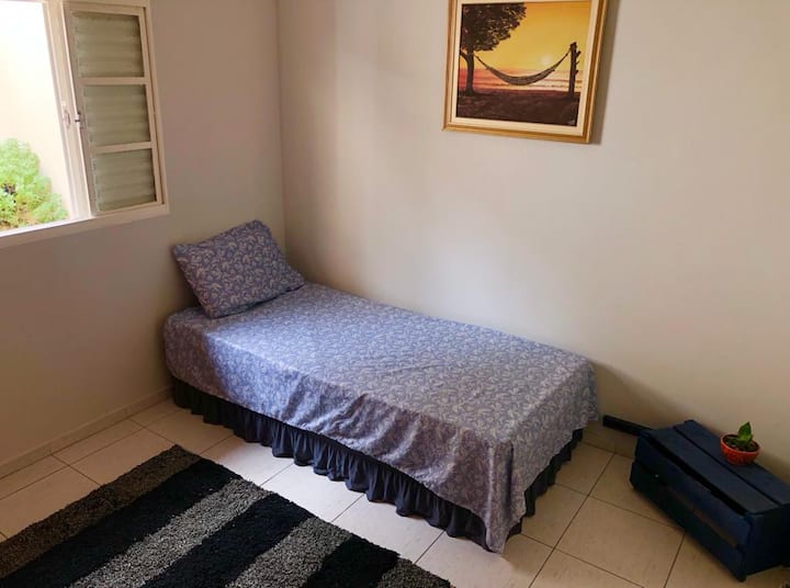 Casa Amarela, Aconchego E Praticidade! - São José dos Campos