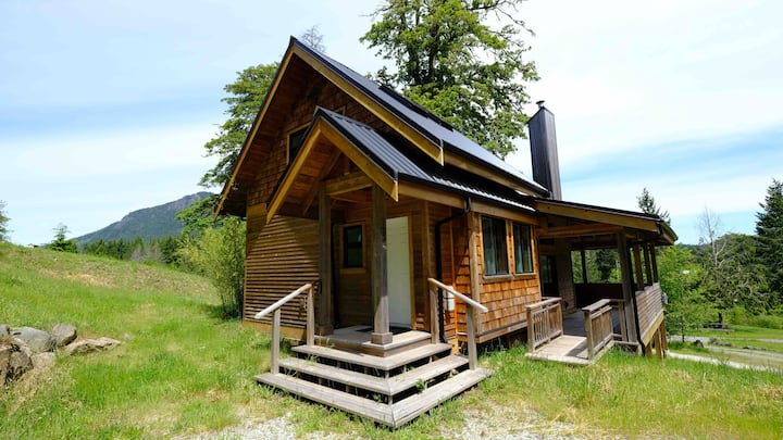 Salt Spring Island Cabin Holiday Rentals - British Columbia, Canada ...