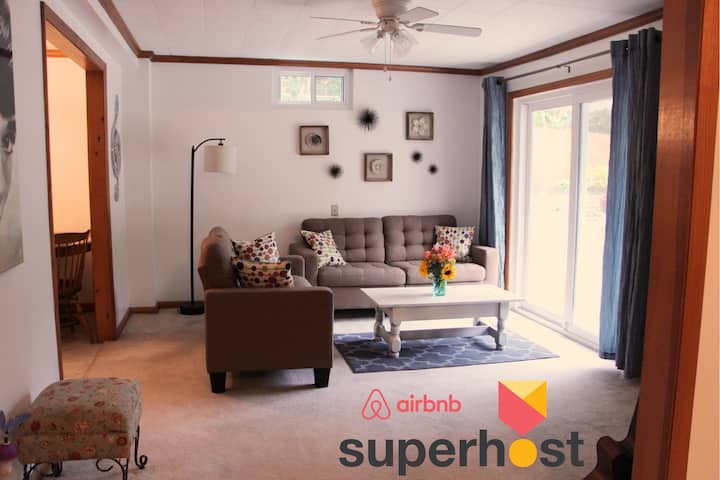 Private Apartment With Tranquil Sunroom & Parking - Brentwood, TN