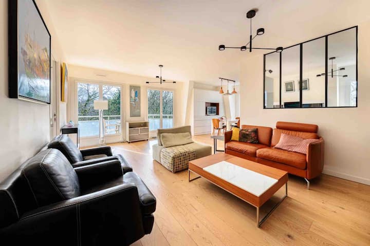 Appartement De Standing à Canclaux, Lit Queen Size - Nantes