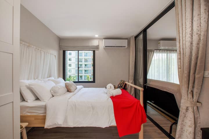 Pool-view Apartment At Naiyang Beach - Nai Yang