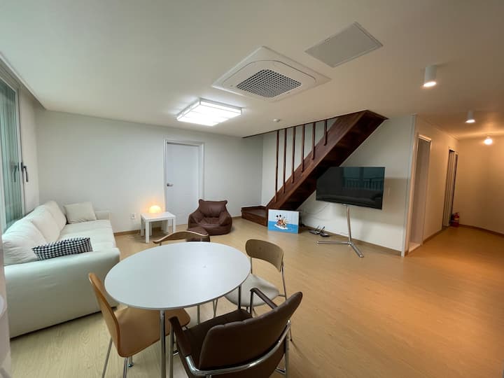 광주 신축건물 50평(1층,2층,테라스포함)소촌동 토미 Loft House(2023준공) - Gwangju