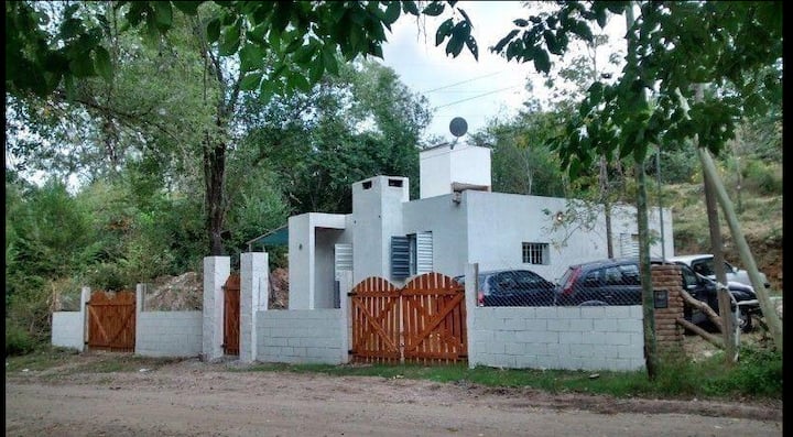 Casa En Valle Hermoso, Ideal - La Falda