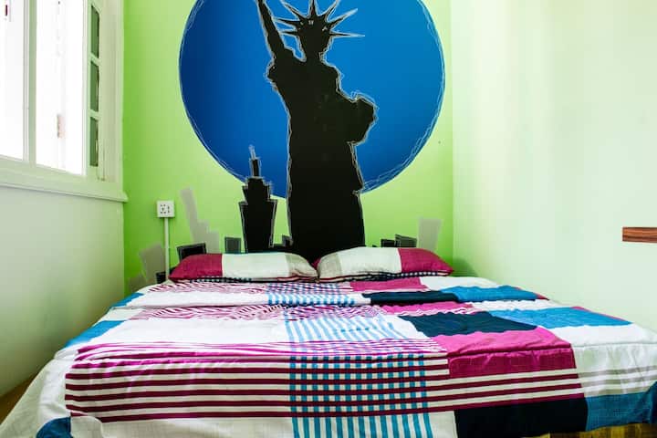 梦旅人之家-双人房1号 Queen Bed No.1@dream Traveller - Batu Ferringhi