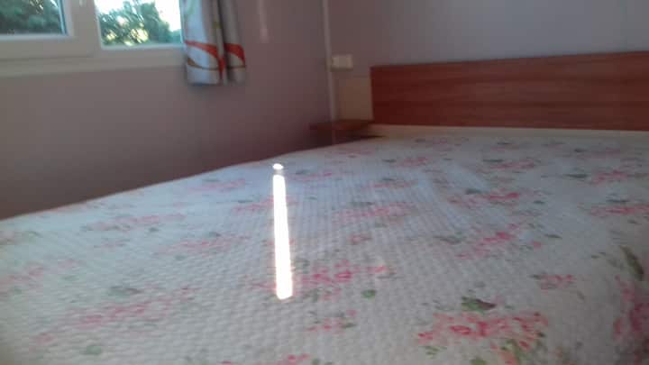 Mobil Home 5 Personnes (24m²) 2 Chambres - Orcival