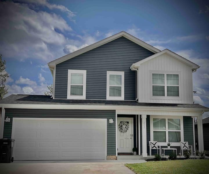 Entire House For You Near Casino And Ft. Campbell - クラークスビル, TN