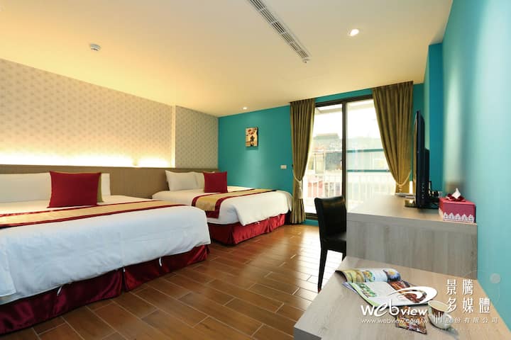 溫馨四人房~6*6.2加大床,有陽台 - 화롄 시