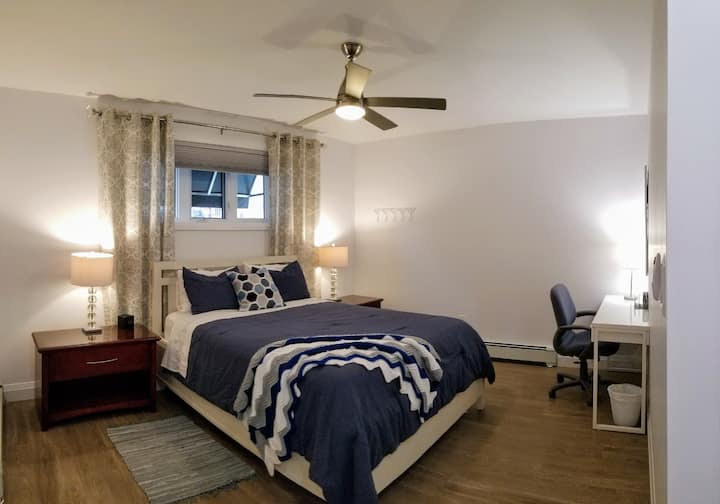 #7 Leeside Suite Weekly/monthly Stays Downtown - Hanover