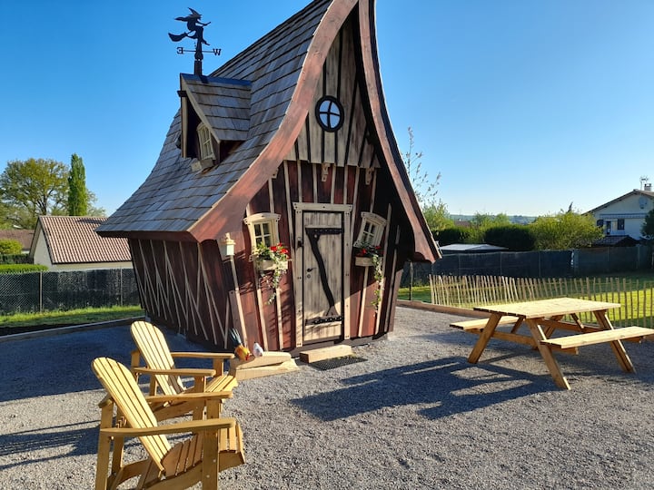 Adorable Maison Insolite Avec Brasero. - Baume-les-Dames
