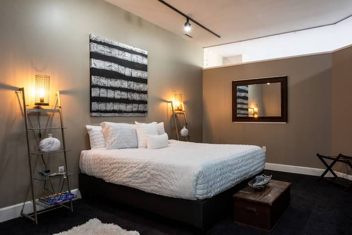 Spacious & Stylish: The Billiard Flat - Albany, NY