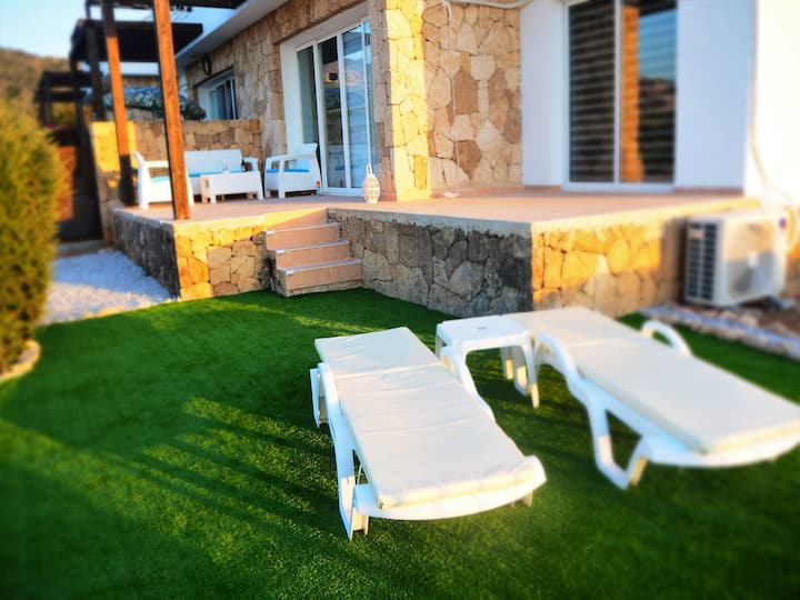 Modern Sea View Corner Apartment Free Wifi - Cyprus