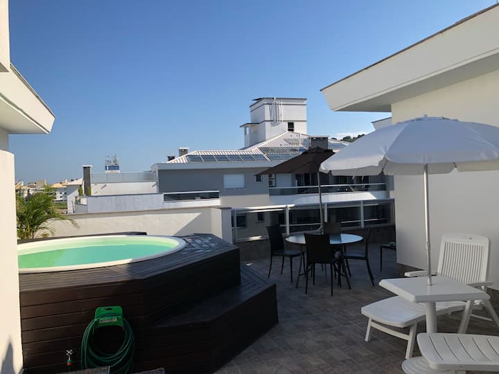 Maravilhosa Cobertura Com Piscina Privativa - Florianópolis