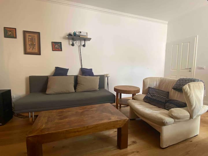 Modern Studio Apartment In Xberg - Berlín