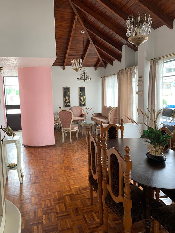 Cool & Well Located Apartment In Quito Room1 - Quito
