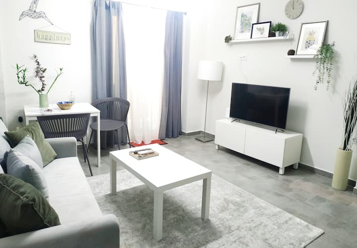 Cozy Apartment At Historical Center - Selanik