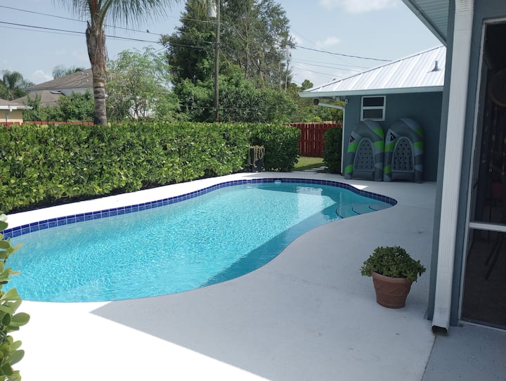 Winter Wonderland "Heated Pool Home" - Port St. Lucie