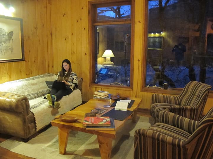 Lodge De Lujo A Orilla De Río En Lonquimay - Lonquimay