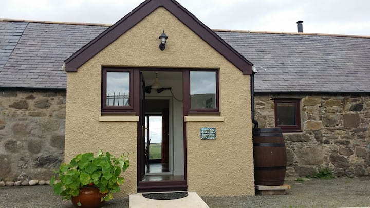 Portsoy Holiday Rentals & Homes - Scotland, United Kingdom | Airbnb