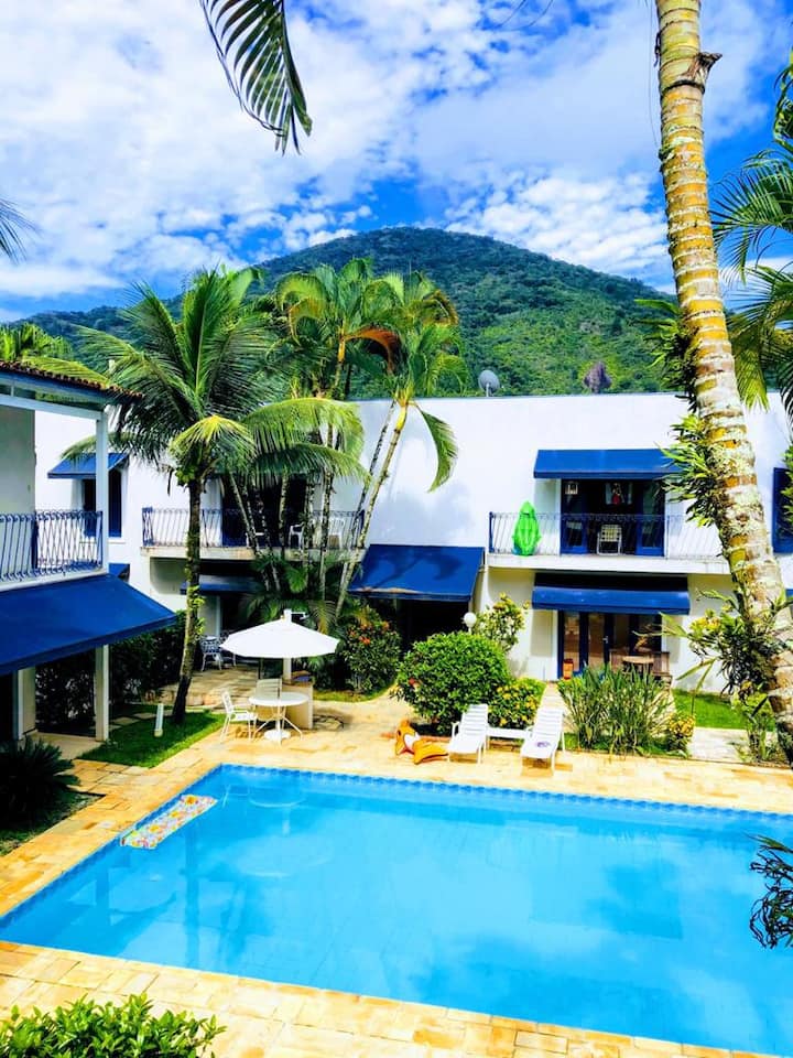 Lindo Condomínio Fechado Em Ubatuba / 80m Da Areia - Ubatuba