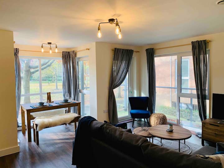 The Perfect Private Flat With Free Secure Parking. - Southampton