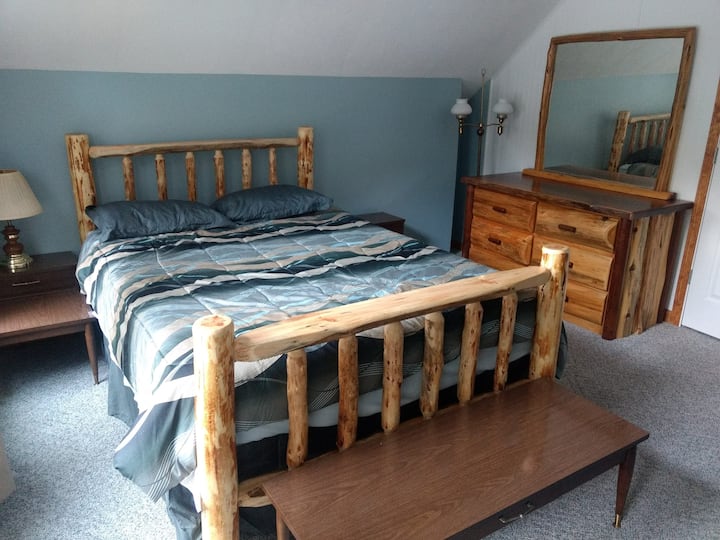 Charity - Heated Upper Silver Lake Vacation Home - Pentwater, MI