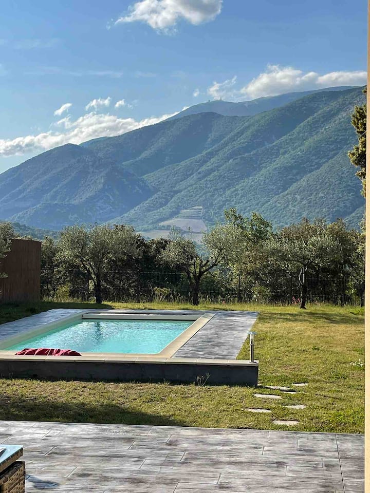 Maison Avec Piscine Et Vue Sur Le Mont Ventoux - Buis-les-Baronnies