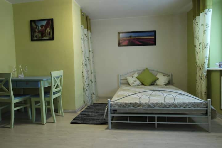 Zakątek Prowansalski-domek Podróżniczy - 