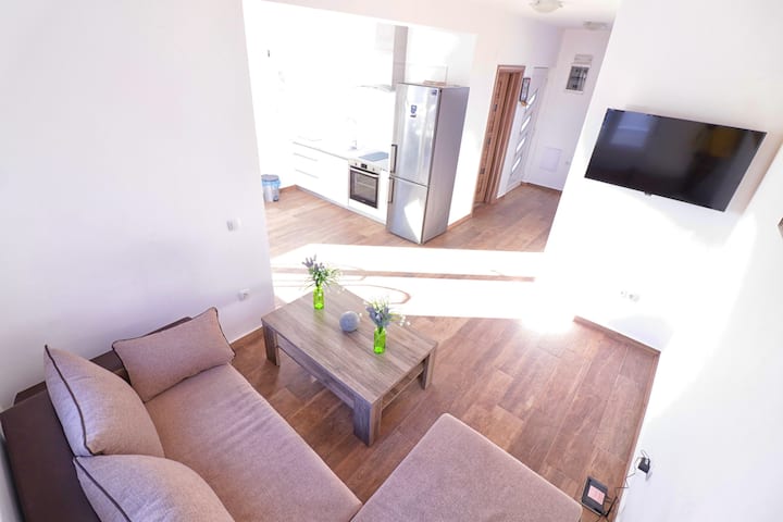 Villa Katarina No 5 Townhouse With Pool - Novalja