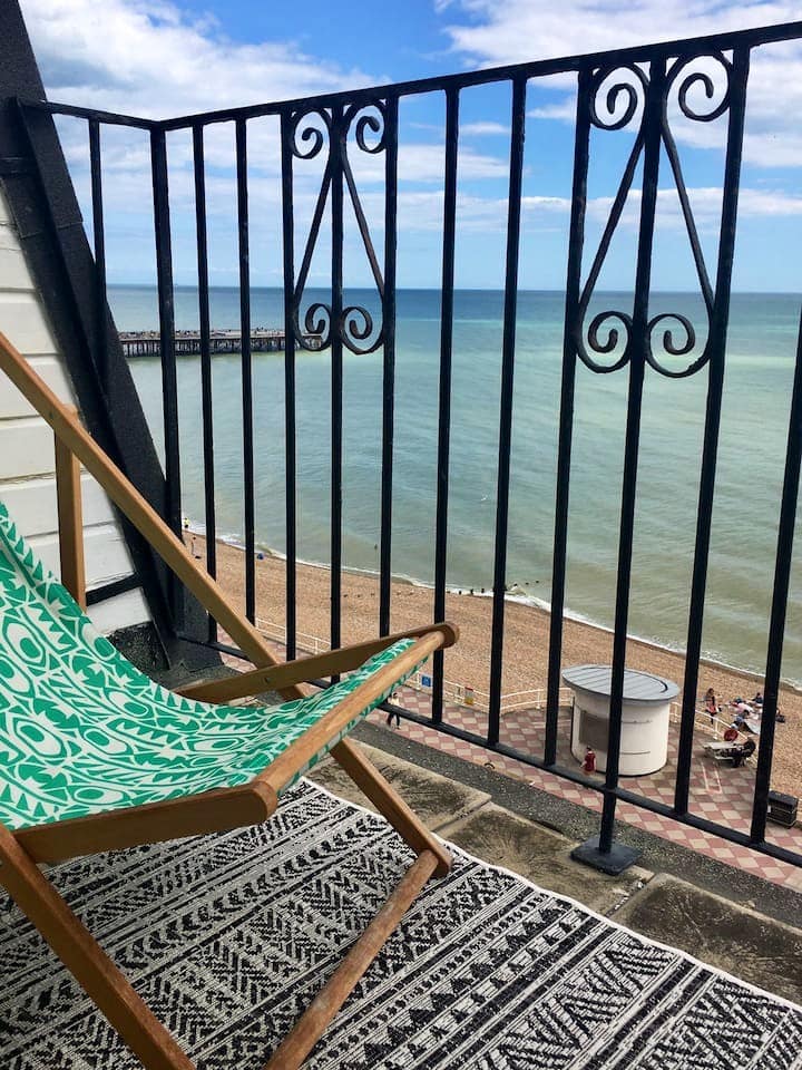 The Seagull Nest - 180 Degrees Sea View Penthouse - Bexhill