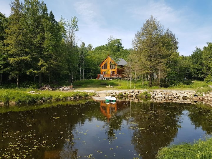 Chalet Contemporain, Spa, Sauna, Babyfoot, Arcade - Quebec
