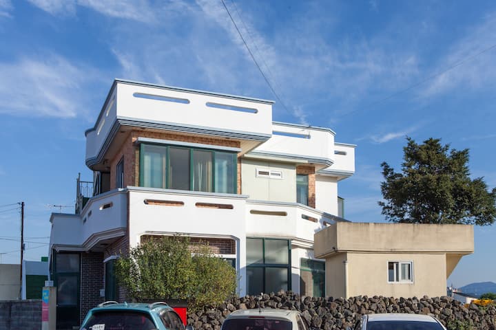 놀멍쉬멍 2층단독, 2층전부 Guest House, 民宿 - Jeju-do