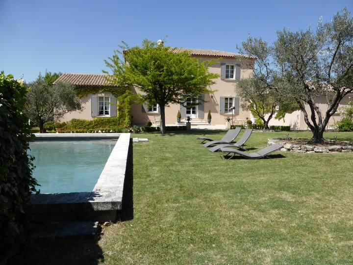 Mont Ventoux : Le Balcon De Roxane: Gîte De Charme - Malaucène