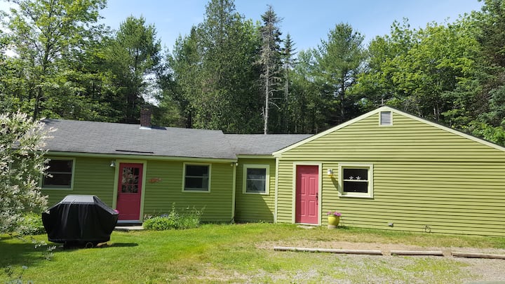 Studio In Sweet Cottage Style Home, Roomy/fresh - Cellardoor Winery, Lincolnville