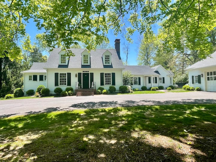 Louisville Home For Derby Pga - Anchorage, KY