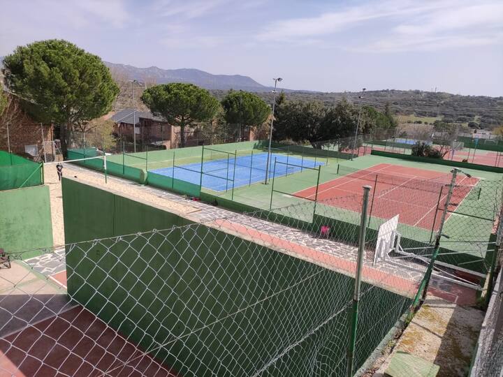 Una Casa Con Vistas En Galapagar - Galapagar