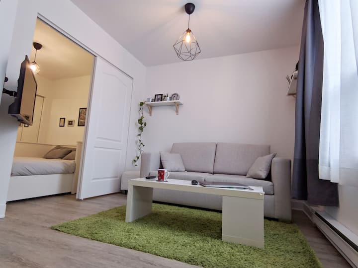 Nid Douillet Petite-italie, Marché Jean-talon - Montréal, QC