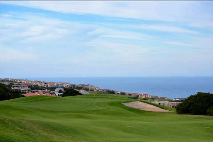 Nottinghill Bluedoor Golf House - Mossel Bay