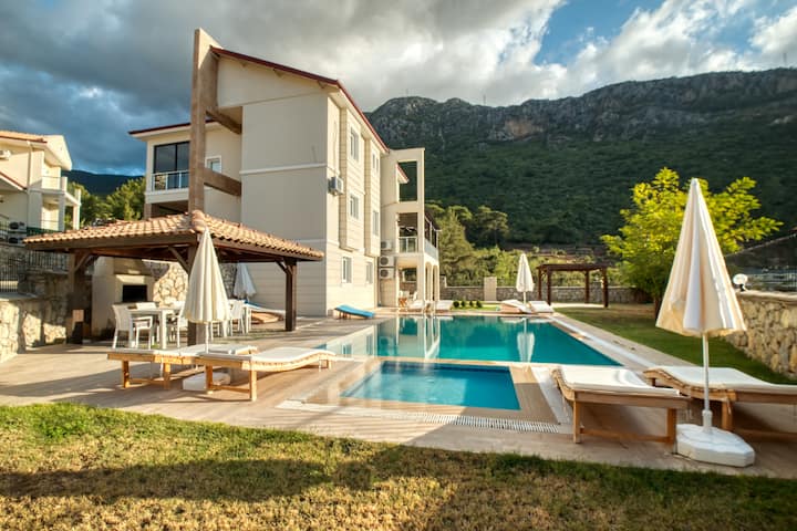 Villa Lilly Rose ,Ideal For Family Holidays - Ölüdeniz