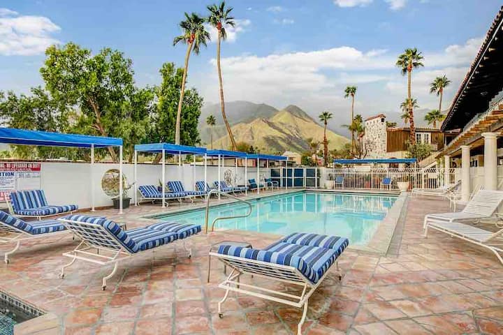 11 - Queen Suite (1 Bdrm, 2 Bath) - Palm Springs, CA