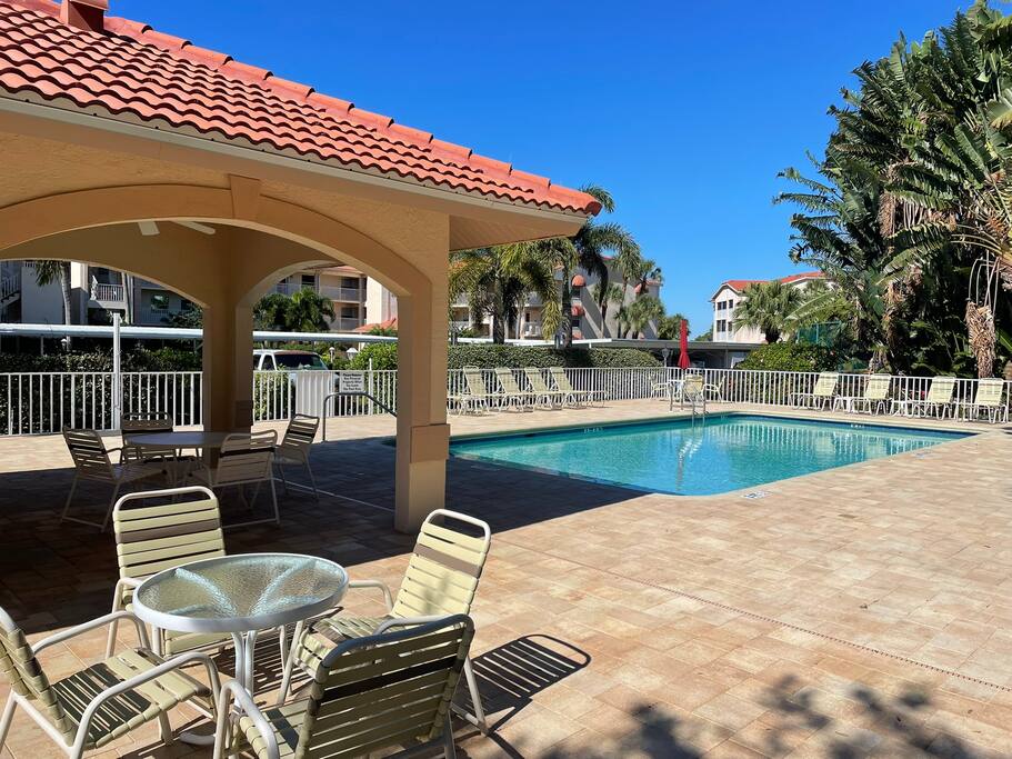2 bed 2 bath ground floor gated community pool