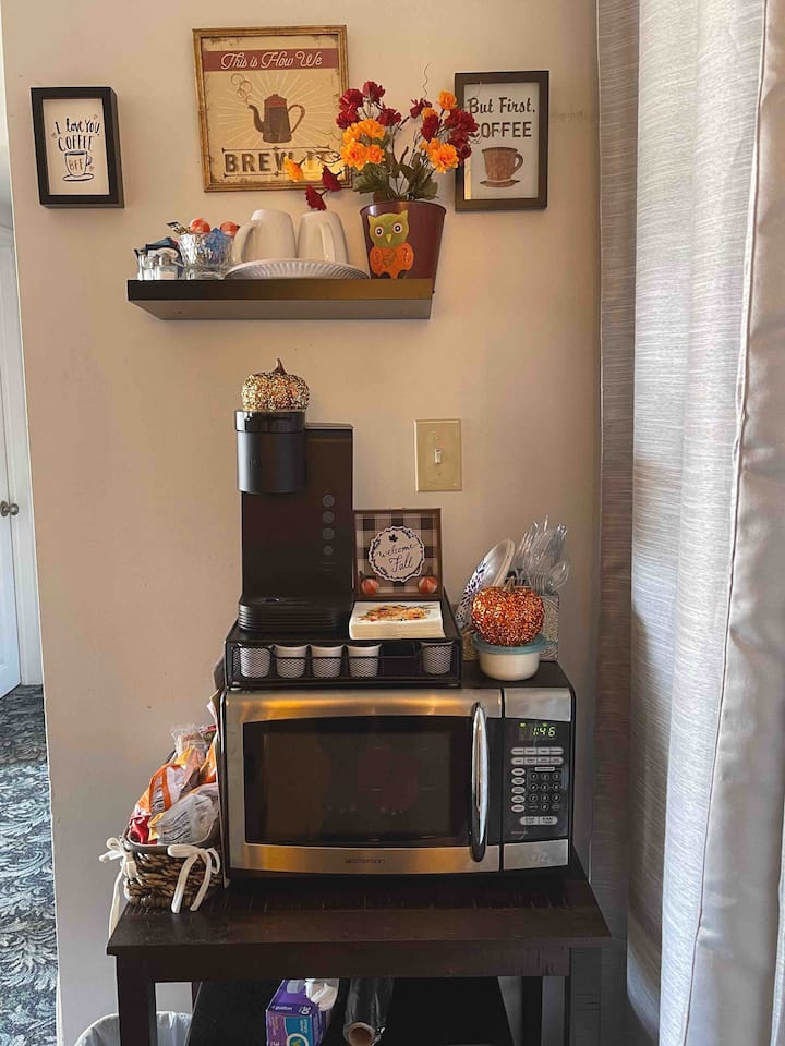 Yvonnes Place 3 (If Booked See Yvonne’s Place 1&2 - Freeport, NY