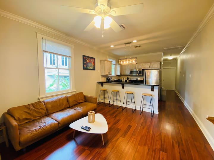 Cozy New Orleans Hide Away - 梅泰裏