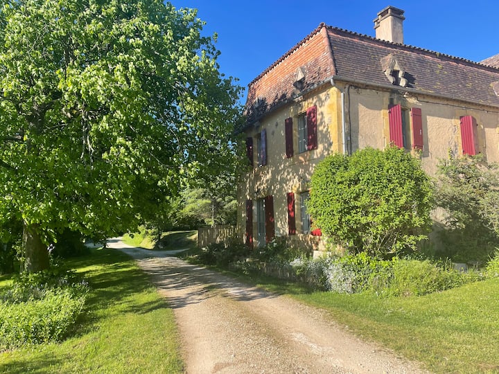 "La Maison Du Tilleul" 3 Chambres 5 Lits - Biron